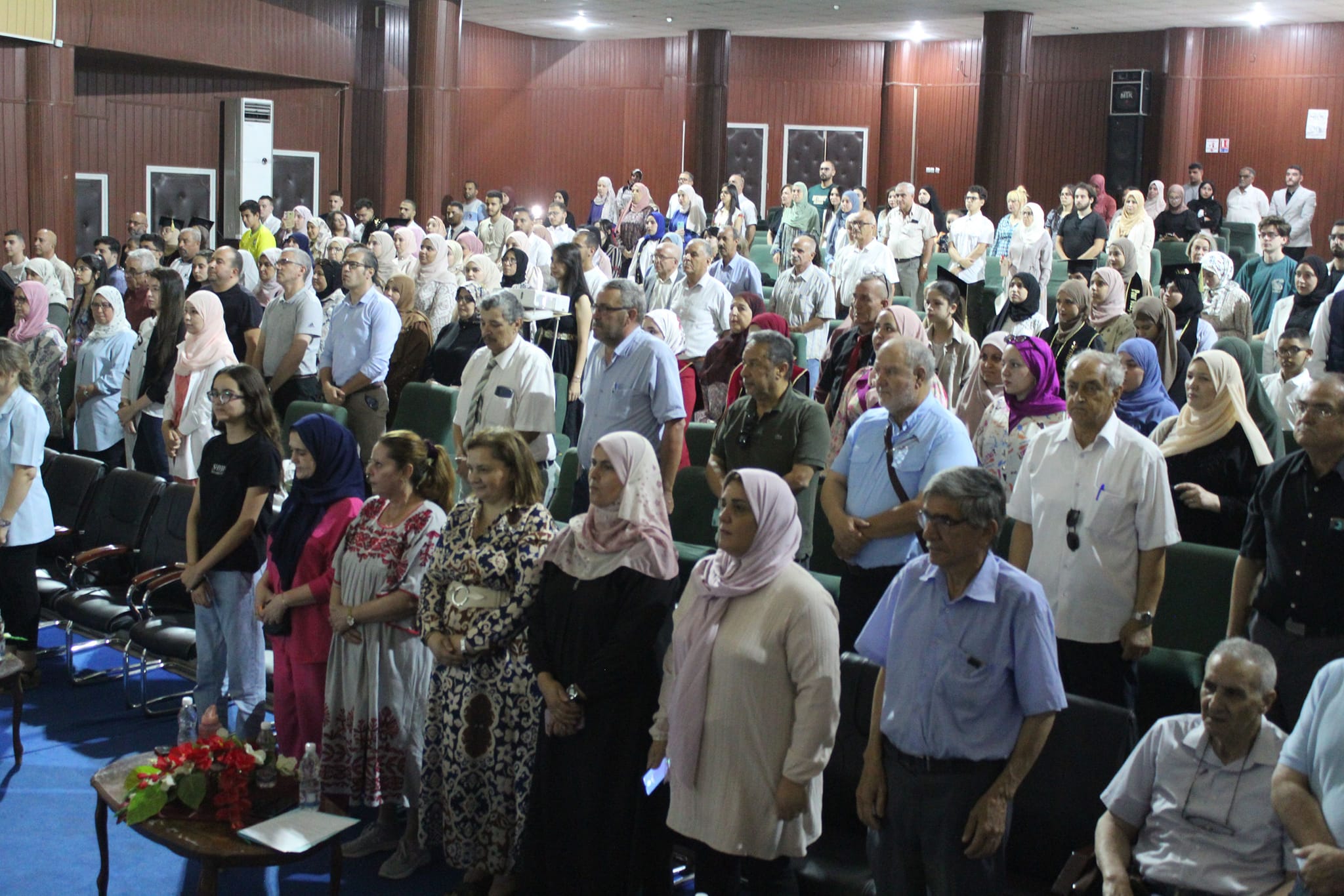 Cérémonie de remise des prix aux étudiants majors de promotion de l ...