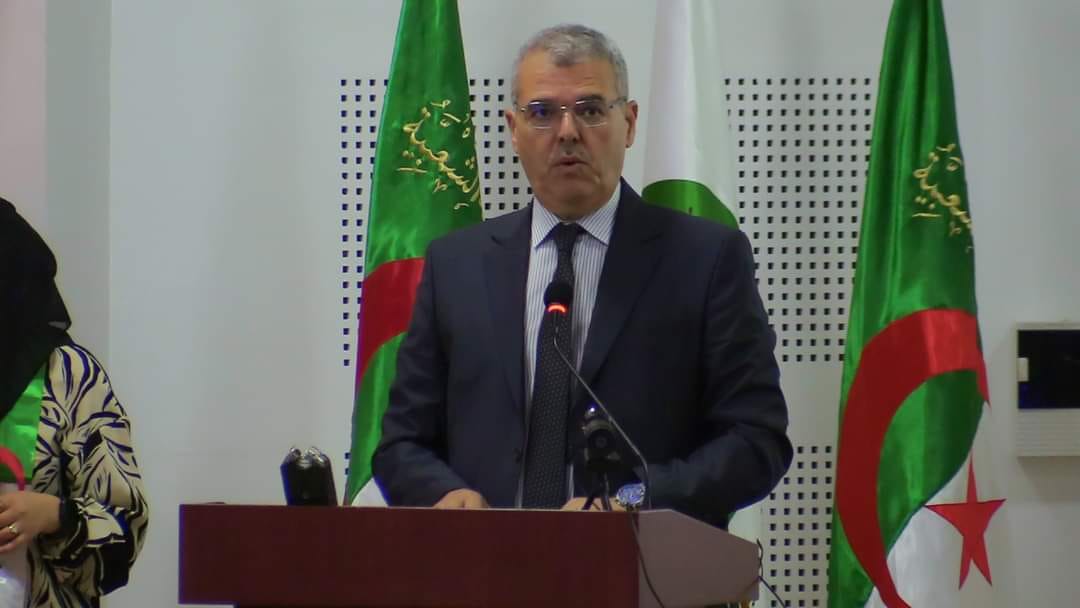 1 2024 ပညာသင်နှစ်၏ တရားဝင်ဖွင့်ပွဲအခမ်းအနားတွင် Blida2025 တက္ကသိုလ်၏ ပ